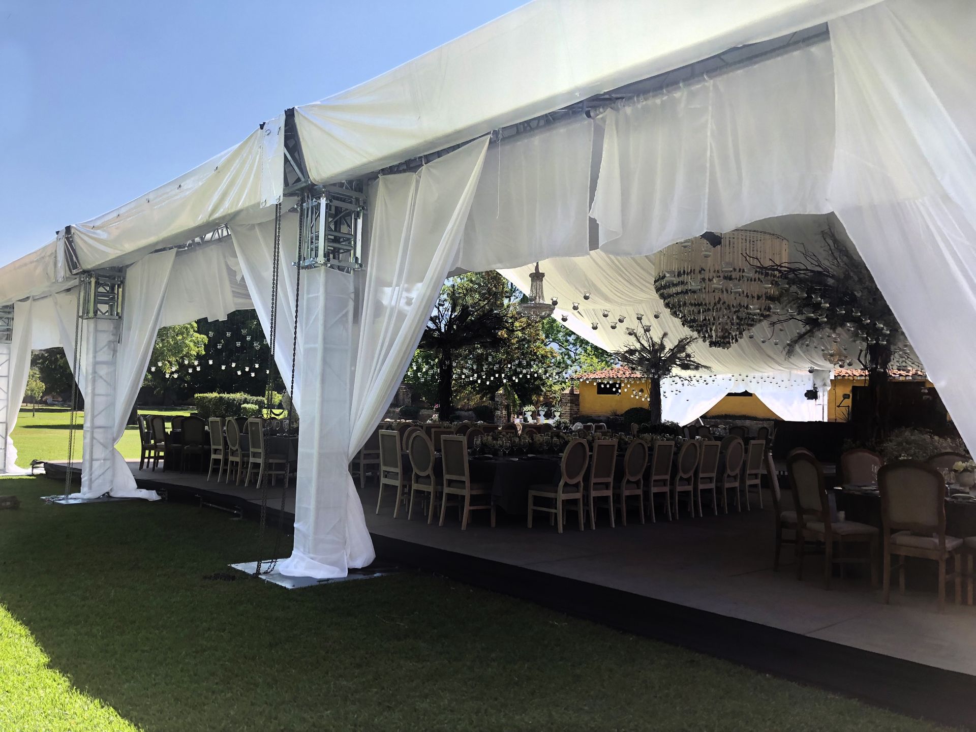 MEGA ESTRUCTURAS | Topline